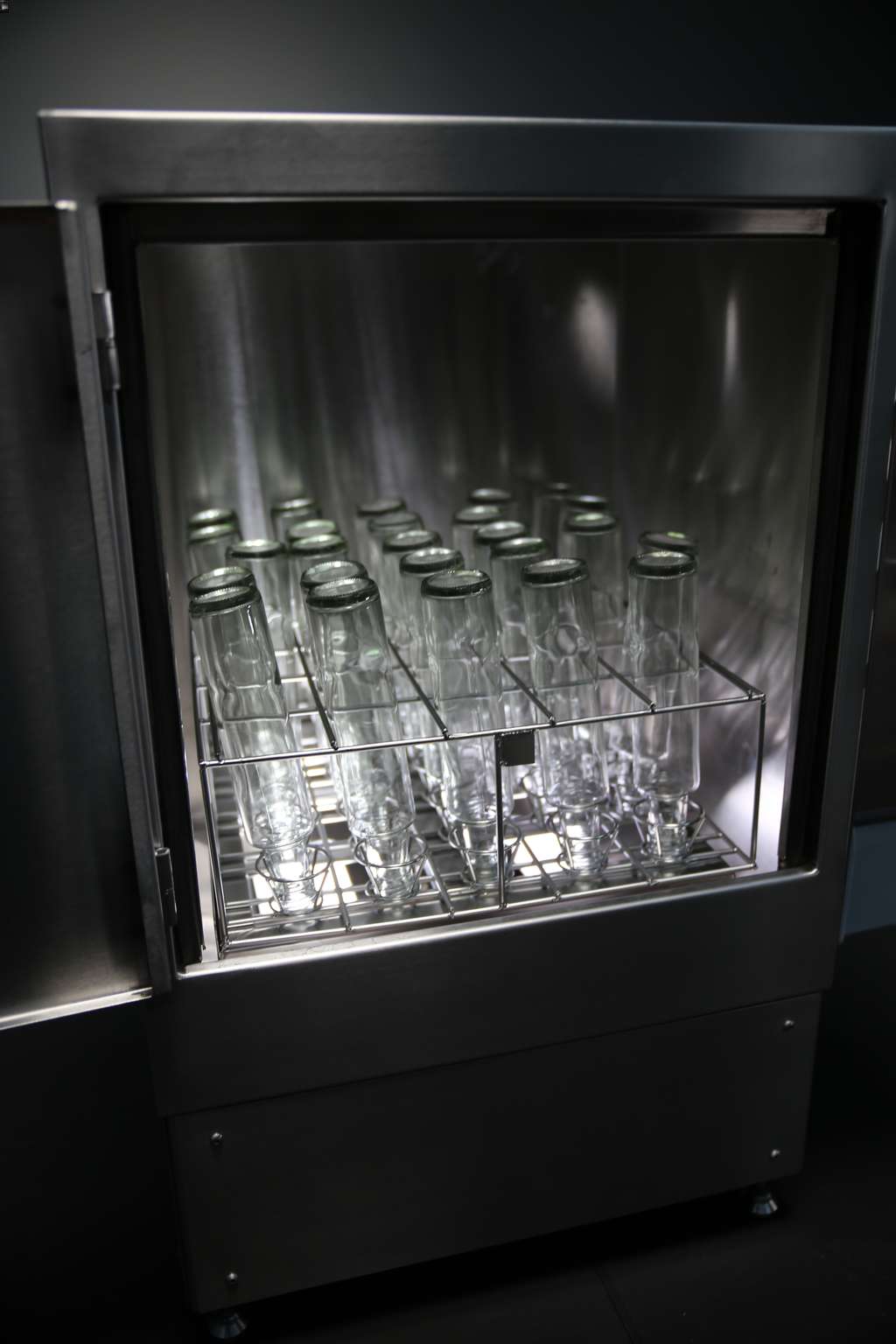 Wine Bottle Washer cleaner and sanitizing machine - Aquatech- BM