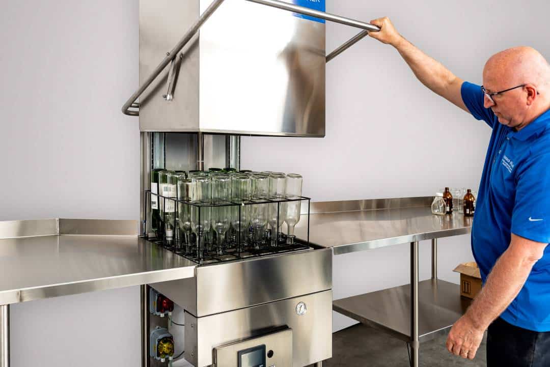 Bottle Washer Machine - Container cleaner and sanitizer